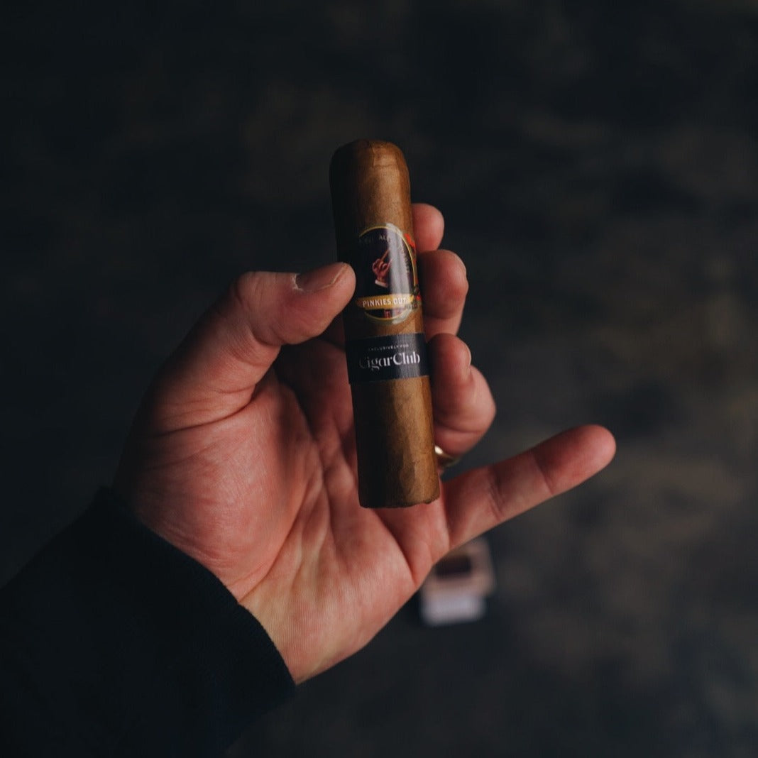 Pinkies Out LE 2023 - The Chunk | Alec & Bradley x CigarClub [5 pack] – CigarClub.com